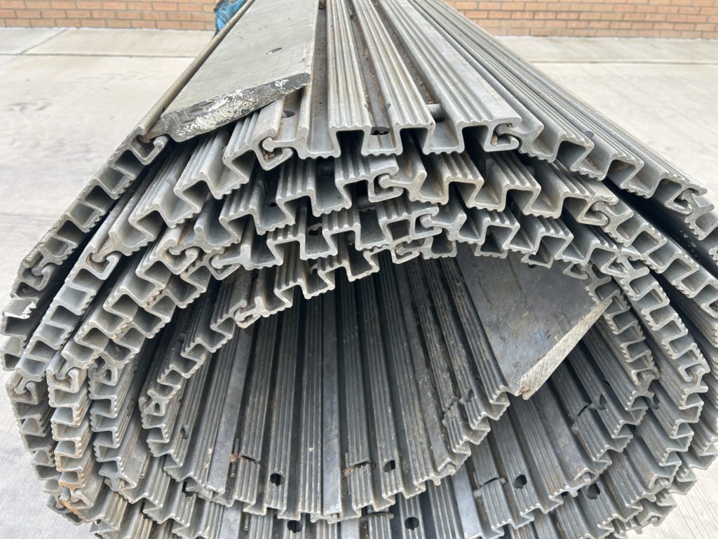 Faun aluminium trackway matting – (Latest-Stock) - Ex Military vehicles ...